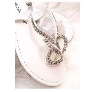 China Doll | Shoes | China Doll White Diamond Knot Girls Sandal Size 3 ...